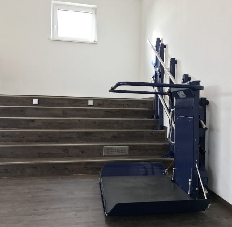 Delta platform stairlift (136) copy